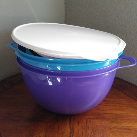 Tupperware | Kitchen | New Tupperware Set Of 4 Food Storage Containers ...